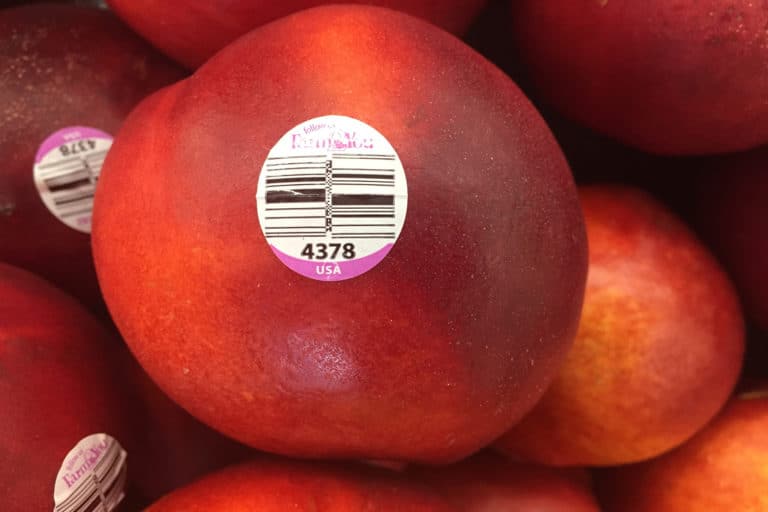 What You Need to Know Before Buying Produce - Artzy Foodie